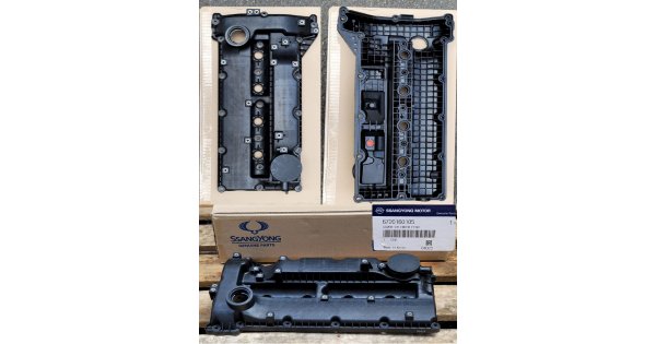SsangYong - Cover-Cylinder Head [6720160105]