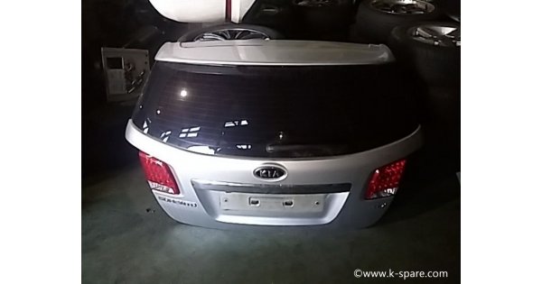 KIA Sorento R - USED PANEL ASSY-TAILGATE [737002P030]